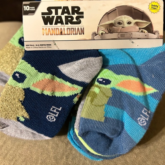 Disney | Accessories | Brand New Star Wars Mandalorian Socks With ...